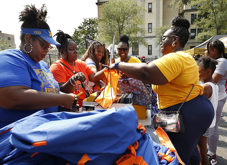 Leo High School welcomes new school year - Photos - Chicago Catholic ...